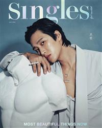 Singles (KOREA) 7月號 2024 (兩款封面隨機出貨)- TAAZE 讀冊生活