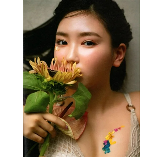 週刊‧澤口愛華寫真集：GRAVURE AtoZ- TAAZE 讀冊生活